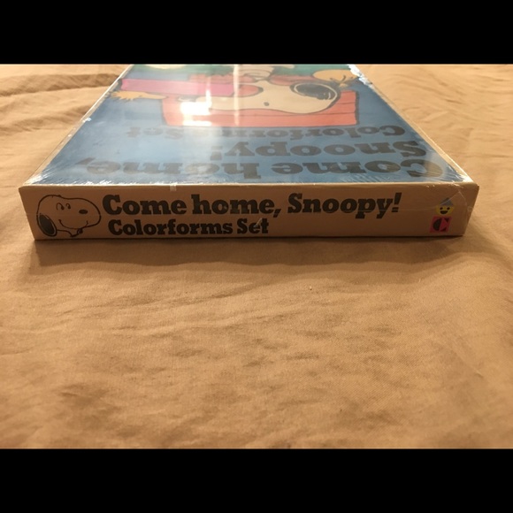 Peanuts | Accessories | Colorforms Peanuts Come Home Snoopy Set New ...